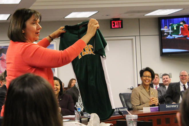 Smooth Transition as Bay Replaces LaFleur as FERC Chair - RTO Insider